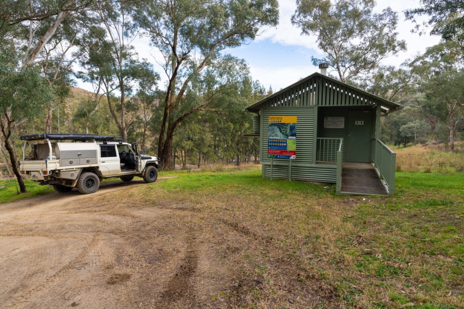 Guide to the Bridle Track - Why is this 4x4 track close to Sydney so ...