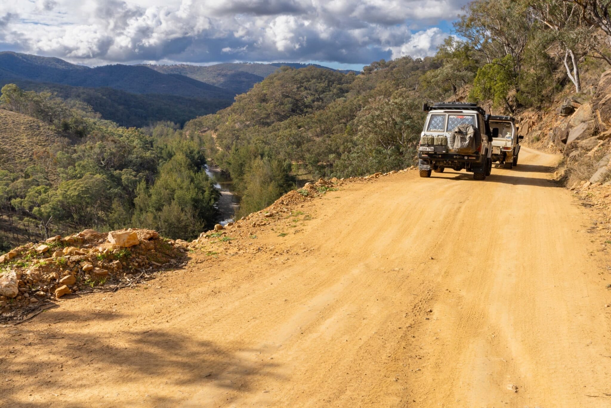 Guide to the Bridle Track - Why is this 4x4 track close to Sydney so ...