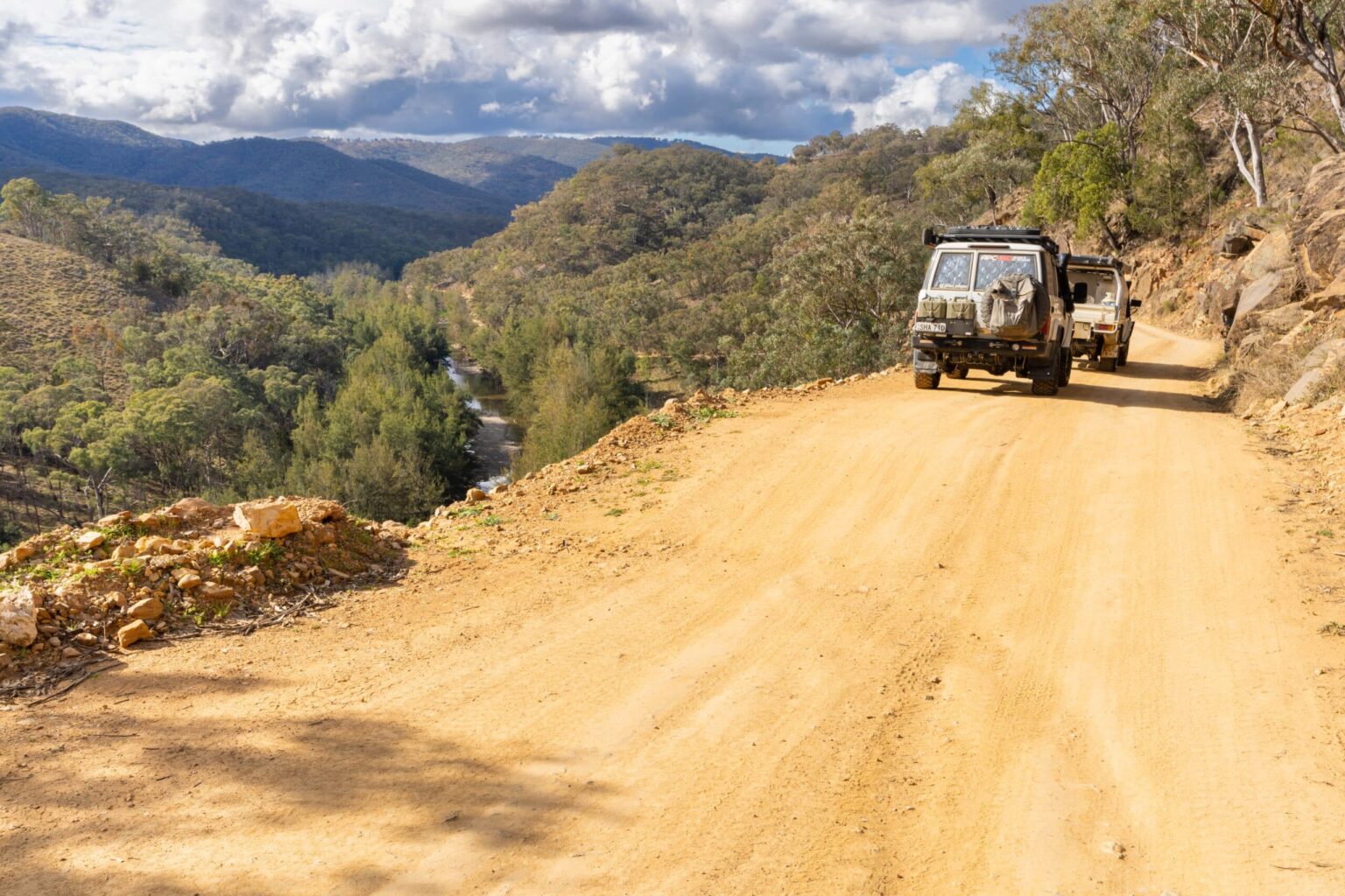 Guide to the Bridle Track - Why is this 4x4 track close to Sydney so ...
