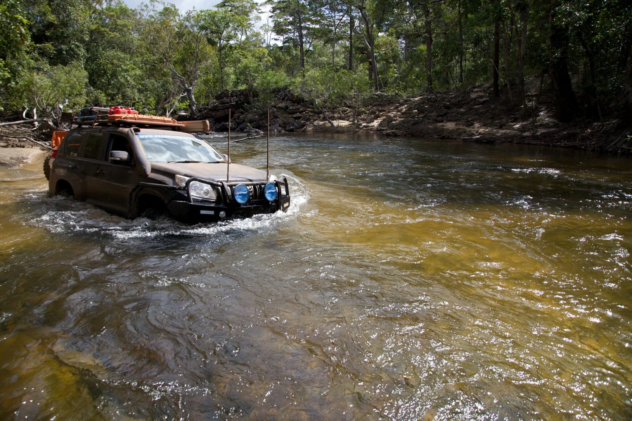 The Unsealed 4x4 guide to water crossings - Unsealed 4X4
