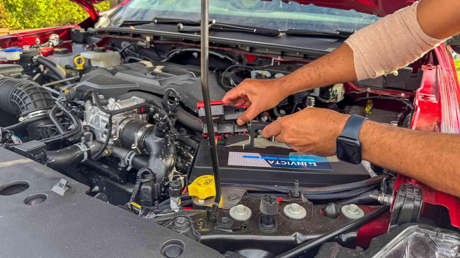 STAFF CORNER: EV'S DUAL-BATTERY INSTALL - Unsealed 4X4