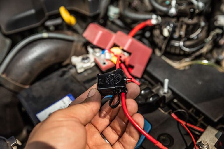 GME-XRS UHF radio install - Here's how to DIY - Unsealed 4X4