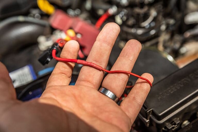GME-XRS UHF radio install - Here's how to DIY - Unsealed 4X4